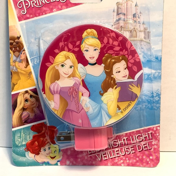 Disney | Other | New Disney Princess Led Night Light With Rotary Shade ...